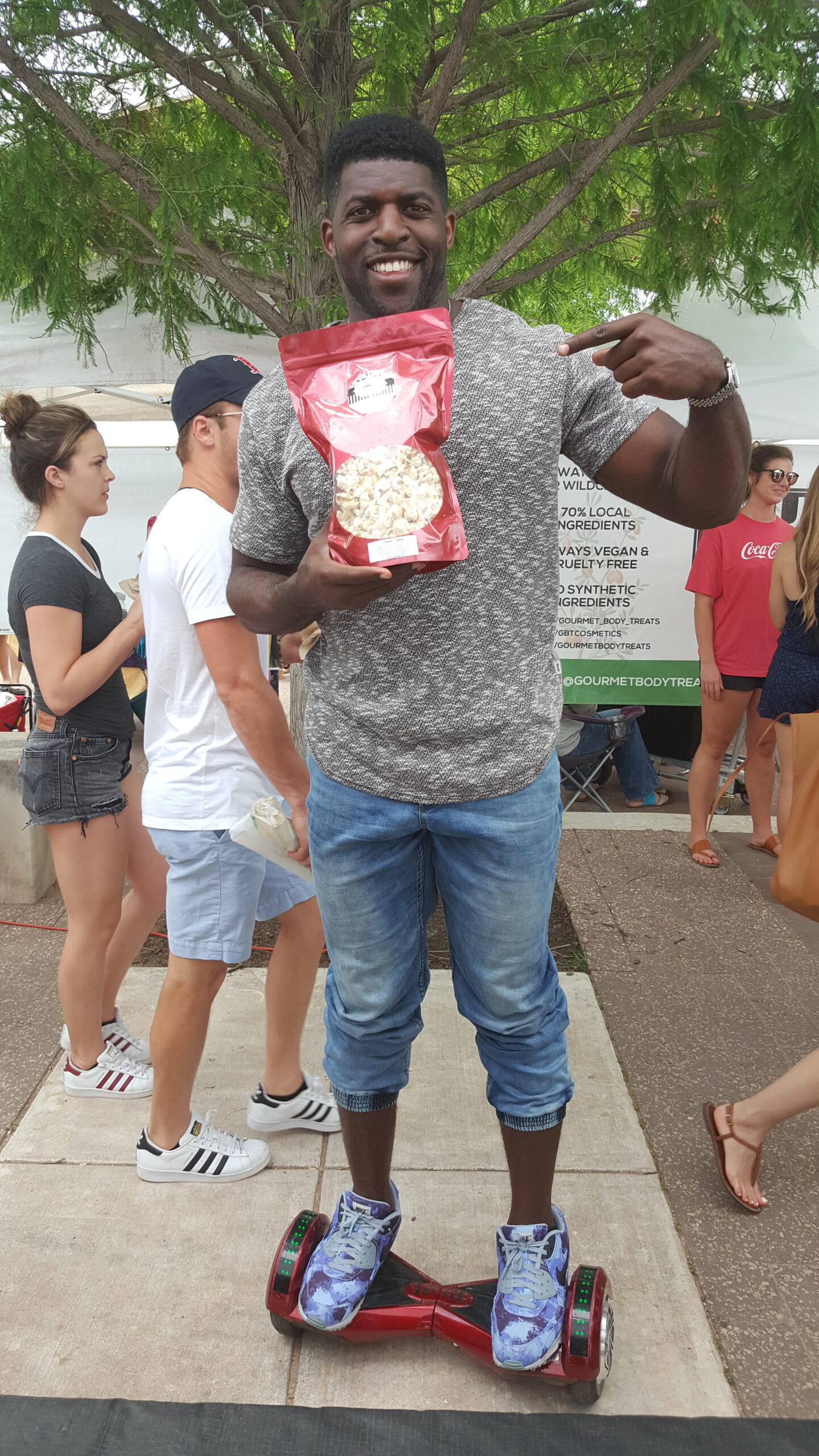 Meet Our Soul Poppers Whose Smiles Say It All